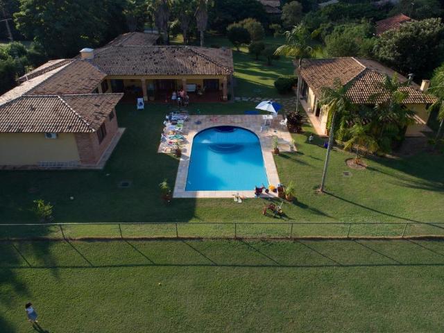 Casa para Venda/Aluguel com 4 quartos, 457 m² por R$ 4.550.000
