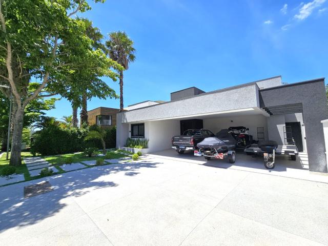 Casa para Venda/Aluguel com 4 quartos, 480 m² por R$ 5.800.000