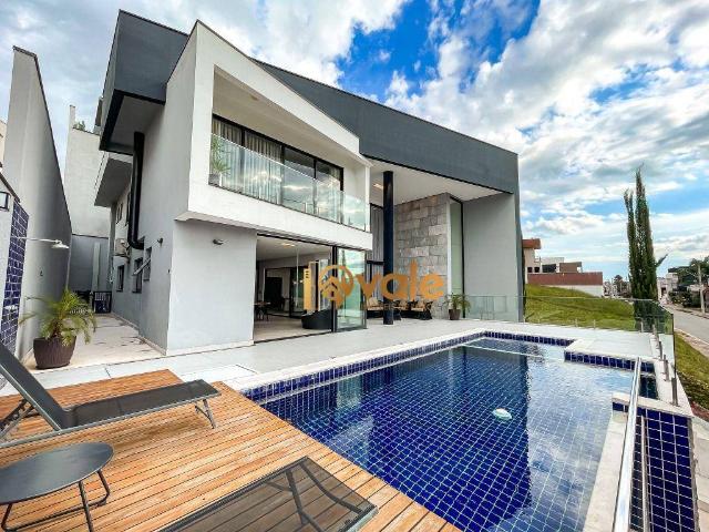 Casa para Venda/Aluguel com 4 quartos, 495 m² por R$ 3.800.000