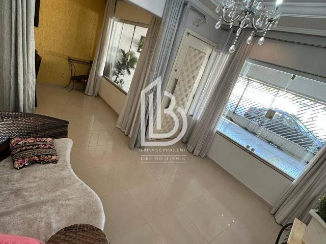 Casa para Venda/Aluguel com 5 quartos, 165 m² por R$ 1.430.000