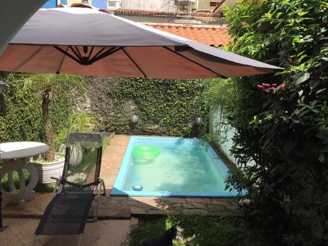 Casa para Venda/Aluguel com 5 quartos, 218 m² por R$ 1.650.000