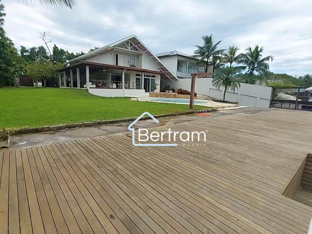 Casa para Venda/Aluguel com 5 quartos, 307 m² por R$ 7.000.000