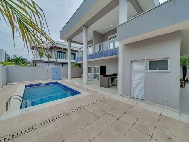 Casa para Venda/Aluguel com 5 quartos, 350 m² por R$ 3.950.000