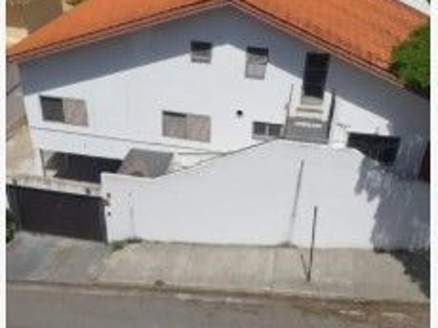 Casa para Venda/Aluguel com 5 quartos, 406 m² por R$ 3.500.000