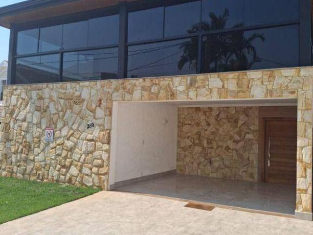 Casa para Venda/Aluguel com 5 quartos, 400 m² por R$ 1.800.000