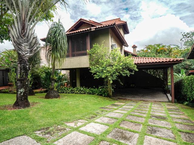 Casa para Venda/Aluguel com 5 quartos, 450 m² por R$ 2.499.000