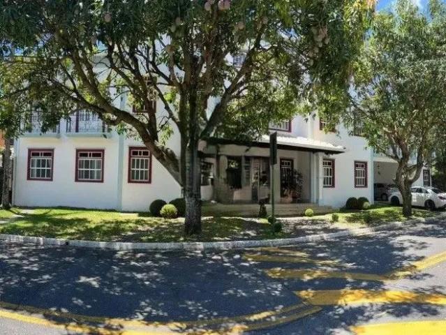 Casa para Venda/Aluguel com 5 quartos, 528 m² por R$ 5.000.000