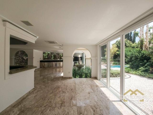 Casa para Venda/Aluguel com 5 quartos, 550 m² por R$ 5.850.000