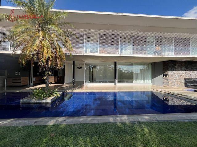 Casa para Venda/Aluguel com 5 quartos, 590 m² por R$ 4.900.000
