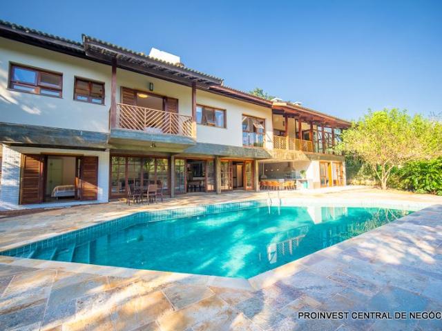Casa para Venda/Aluguel com 5 quartos, 677 m² por R$ 4.830.000