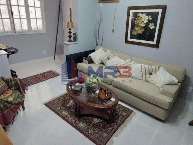 Casa para venda/aluguel com 5 quartos em Taquara com 200m²