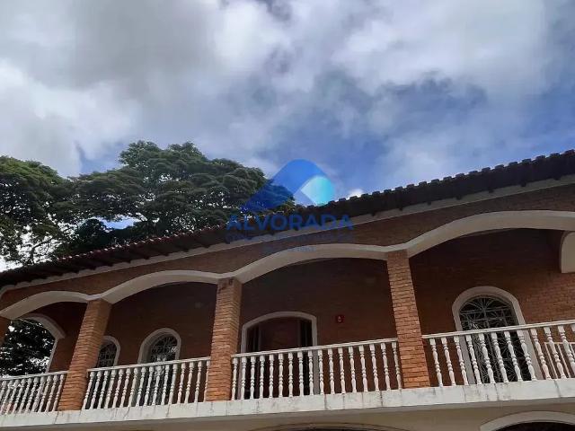 Casa para Venda/Aluguel com 6 quartos, 600 m² por R$ 2.300.000