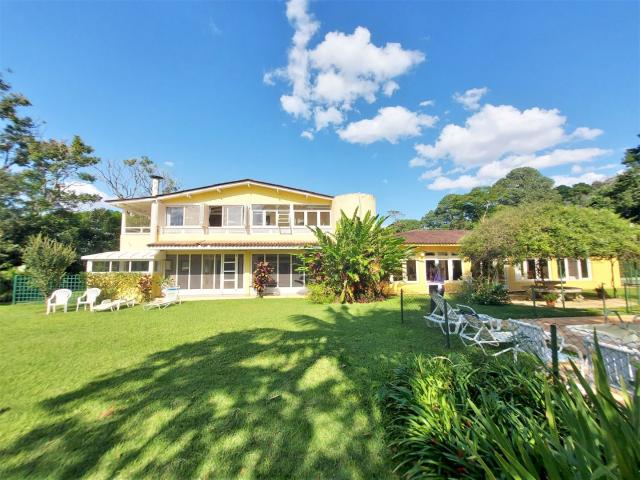 Casa para Venda/Aluguel com 8 quartos, 1104 m² por R$ 6.200.000