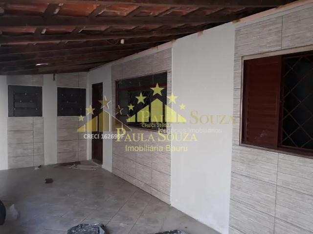 Casa para Venda/Aluguel com 2 quartos, 100 m² por R$ 180.000