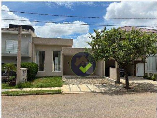 Casa para Venda/Aluguel com 2 quartos, 142 m² por R$ 1.600.000
