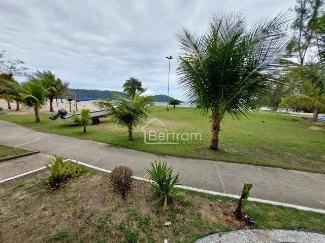 Casa para Venda/Aluguel com 2 quartos, 250 m² por R$ 1.400.000
