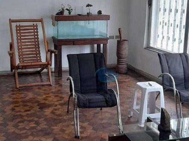 Casa para Venda/Aluguel com 2 quartos, 250 m² por R$ 1.990.000