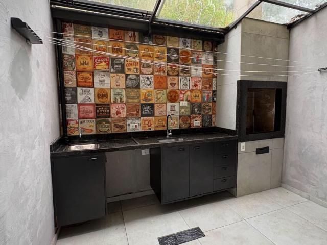Casa para Venda/Aluguel com 2 quartos, 64 m² por R$ 430.000