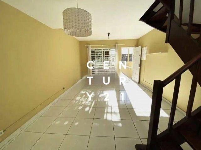 Casa para Venda/Aluguel com 2 quartos, 75 m² por R$ 890.000
