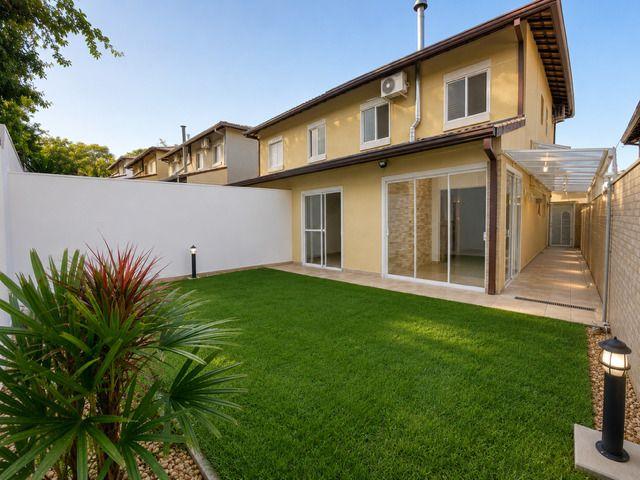 Casa para Venda/Aluguel com 3 quartos, 104 m² por R$ 755.000