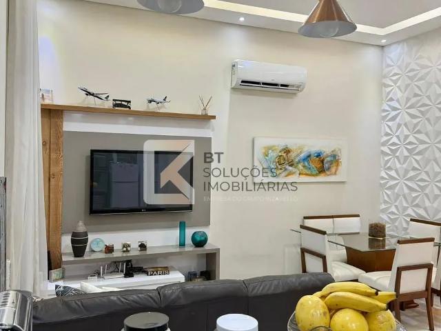 Casa para Venda/Aluguel com 3 quartos, 105 m² por R$ 950.000