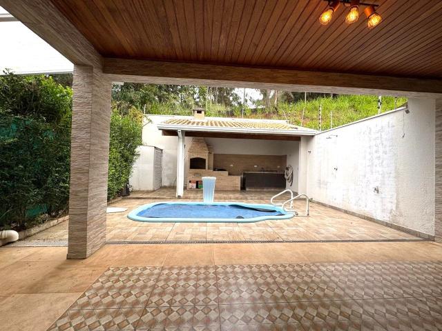 Casa para Venda/Aluguel com 3 quartos, 103 m² por R$ 769.900