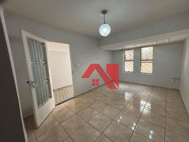 Casa para Venda/Aluguel com 3 quartos, 120 m² por R$ 320.000