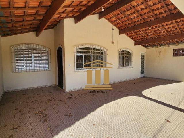 Casa para Venda/Aluguel com 3 quartos, 120 m² por R$ 800.000