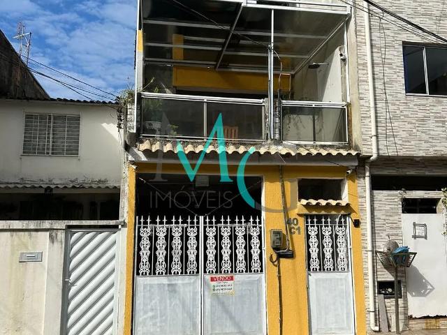 Casa para Venda/Aluguel com 3 quartos, 130 m² por R$ 260.000