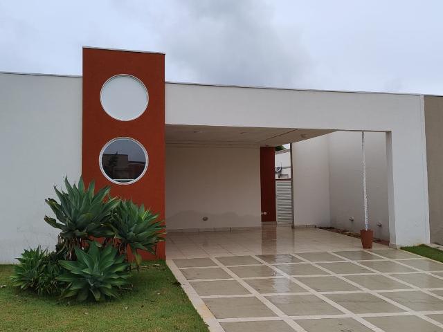 Casa para Venda/Aluguel com 3 quartos, 149 m² por R$ 998.000