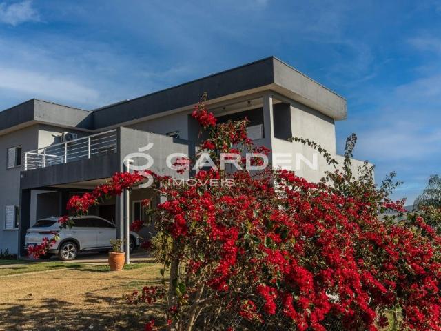 Casa para Venda/Aluguel com 3 quartos, 1550 m² por R$ 2.390.000