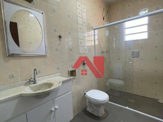 Casa para Venda/Aluguel com 3 quartos, 157 m² por R$ 435.000
