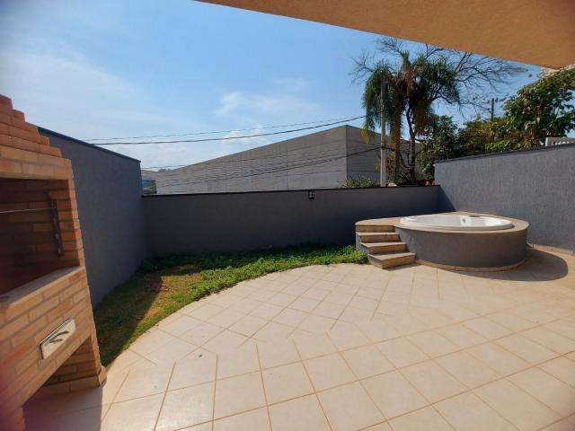 Casa para Venda/Aluguel com 3 quartos, 158 m² por R$ 1.050.000