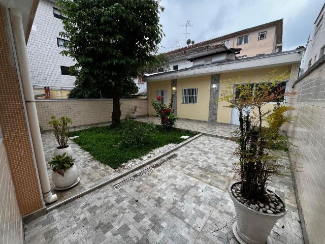 Casa para Venda/Aluguel com 3 quartos, 152 m² por R$ 2.000.000