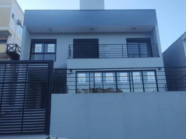 Casa para Venda/Aluguel com 3 quartos, 184 m² por R$ 1.650.000