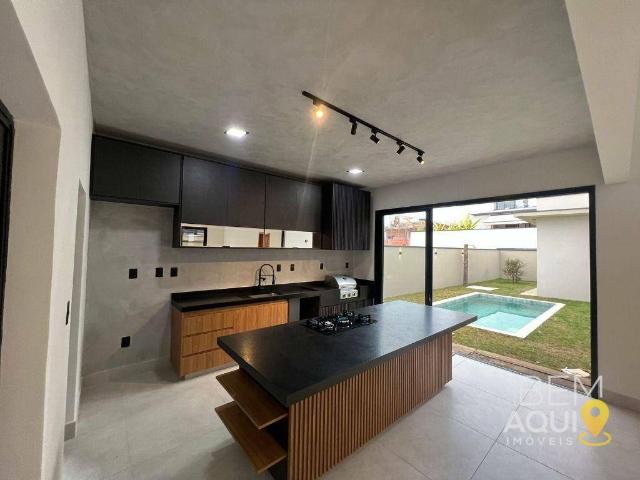 Casa para Venda/Aluguel com 3 quartos, 181 m² por R$ 1.650.000