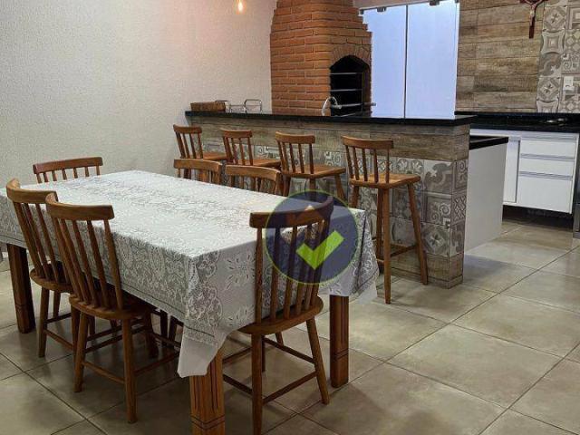Casa para Venda/Aluguel com 3 quartos, 197 m² por R$ 670.000