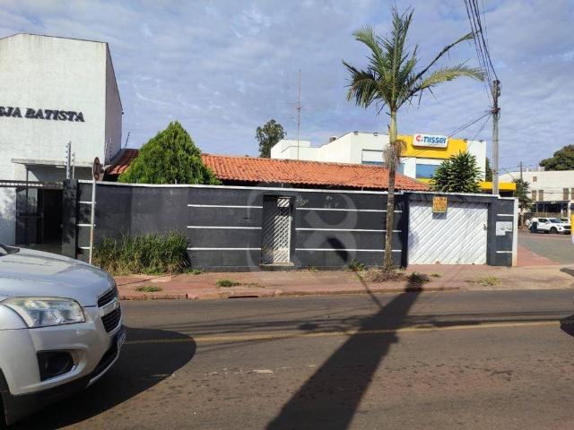 Casa para Venda/Aluguel com 3 quartos, 190 m² por R$ 900.000