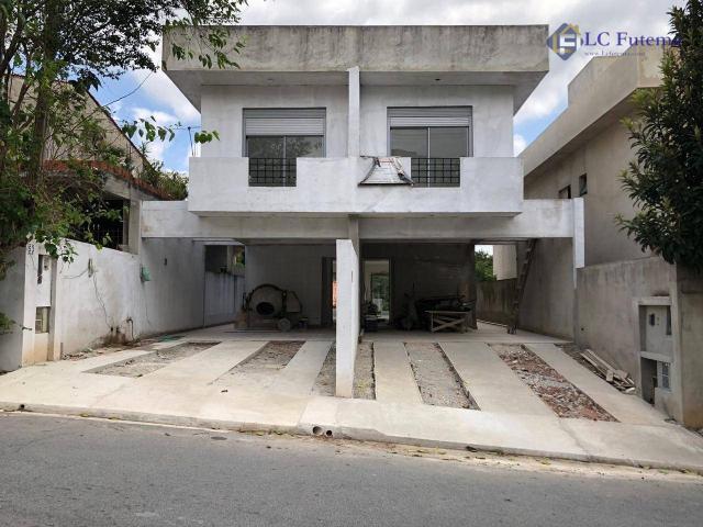 Casa para Venda/Aluguel com 3 quartos, 206 m² por R$ 950.000