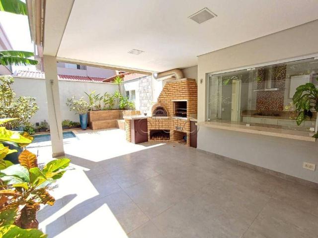 Casa para Venda/Aluguel com 3 quartos, 214 m² por R$ 1.500.000