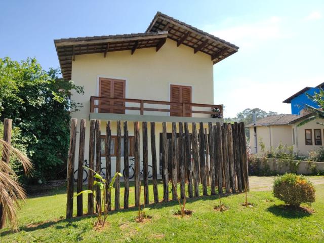 Casa para Venda/Aluguel com 3 quartos, 220 m² por R$ 1.100.000