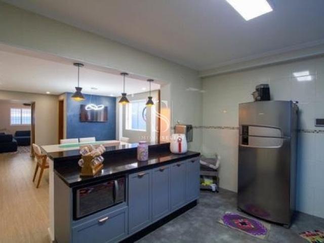 Casa para Venda/Aluguel com 3 quartos, 240 m² por R$ 1.300.000