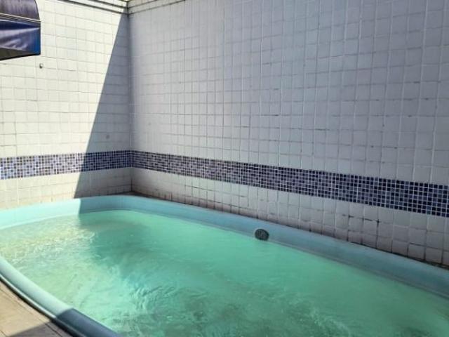 Casa para Venda/Aluguel com 3 quartos, 268 m² por R$ 1.450.000