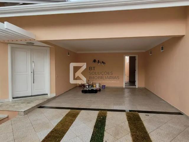 Casa para Venda/Aluguel com 3 quartos, 260 m² por R$ 1.120.000