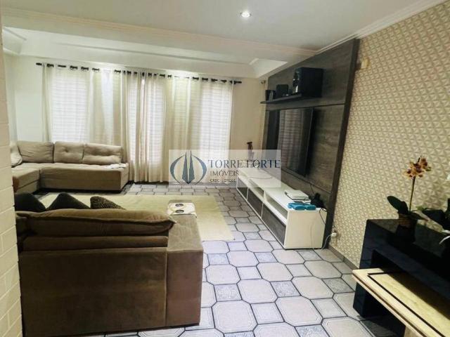 Casa para Venda/Aluguel com 3 quartos, 286 m² por R$ 900.000