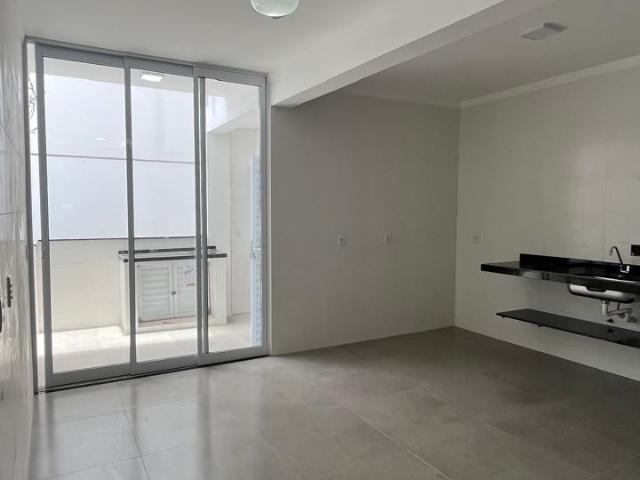 Casa para Venda/Aluguel com 3 quartos, 288 m² por R$ 750.100