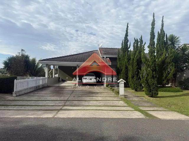 Casa para Venda/Aluguel com 3 quartos, 350 m² por R$ 2.200.000