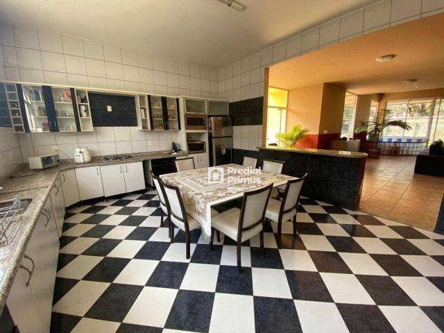 Casa para Venda/Aluguel com 3 quartos, 376 m² por R$ 2.600.000