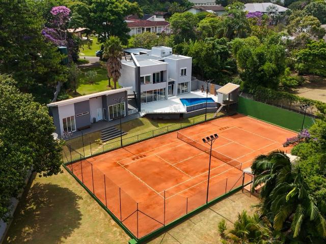 Casa para Venda/Aluguel com 3 quartos, 600 m² por R$ 8.000.000