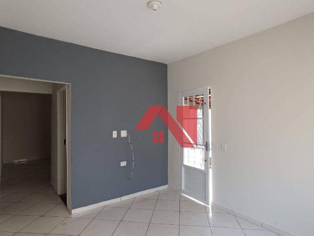 Casa para Venda/Aluguel com 3 quartos, 60 m² por R$ 380.000